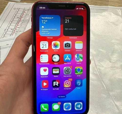 iPhone Xr, 64 ГБ