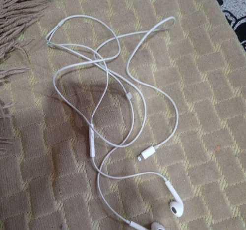 Наушники apple earpods lightning