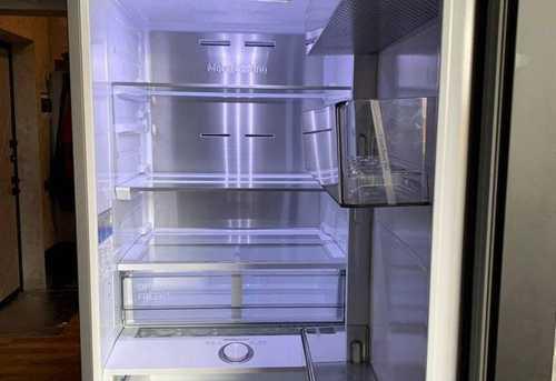 Продам холодильник Samsung BeSpoke rb34a7bfa