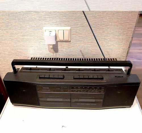 Магнитола Toshiba RT- 8038