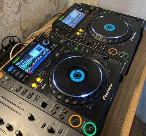 Pioneer CDJ 2000 (пара)