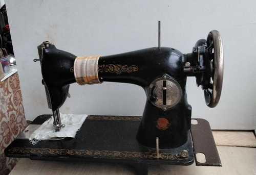 Швейная машина напольная на запчасти