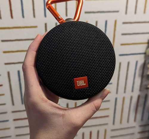 Портативная блютуз колонка jbl clip 2