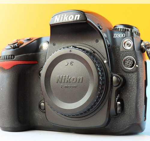 Фотоаппарат Nikon D300 body