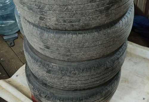 Michelin Agilis 225/65 R17 130B