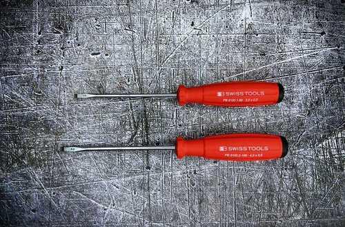Отвертка шлицевая SwissGrip PB Swiss Tools