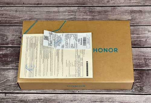 Новый 15.6" Honor MagicBook R7-5700U/16/512 Чек