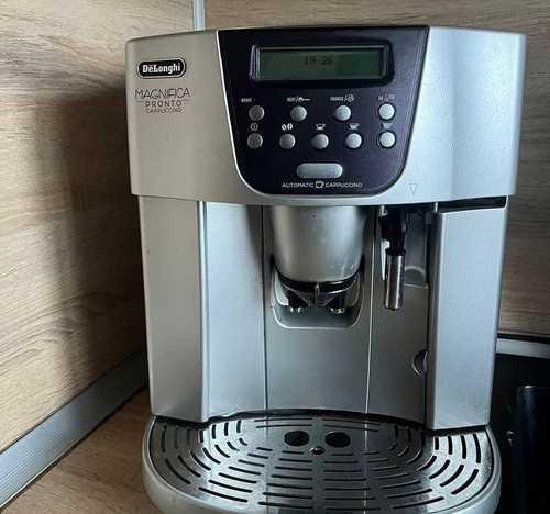 Кофемашина delonghi magnifica