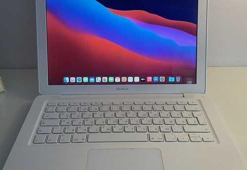 Apple Unibody MacBook 2010 White Polycarbonate