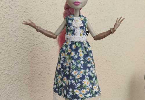 Платье для куклы Monster High