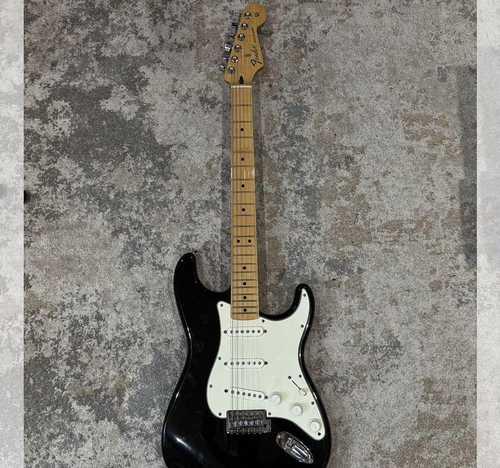 Электрогитара Fender Standard Stratocaster Mexico