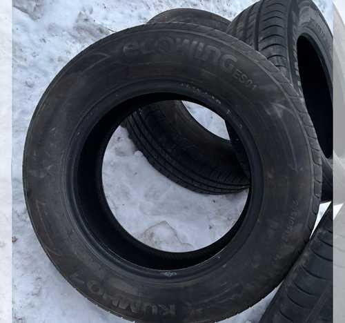 Kumho Ecowing ES01 KH27 205/65 R15 94H