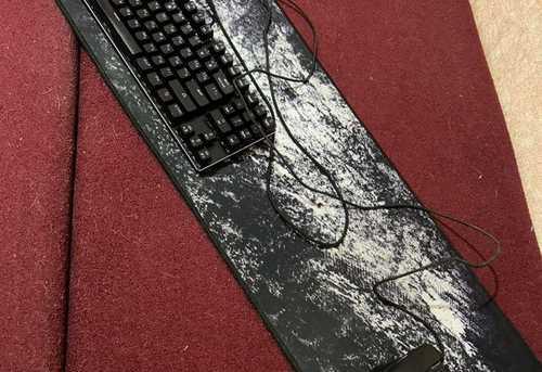 Механическая клавиатура,мышь и коврик