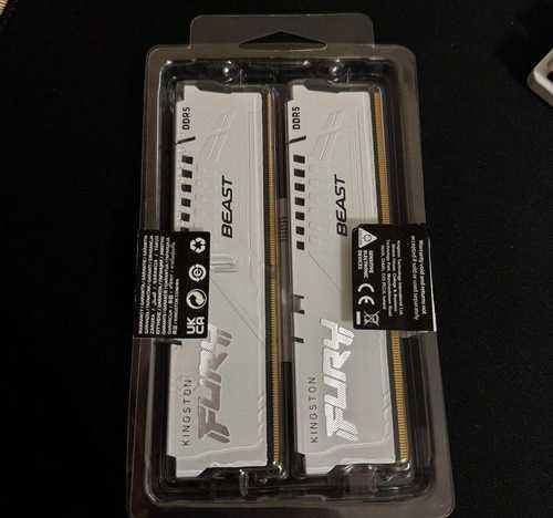 Оперативная память Kingston Fury Beast White 2x16