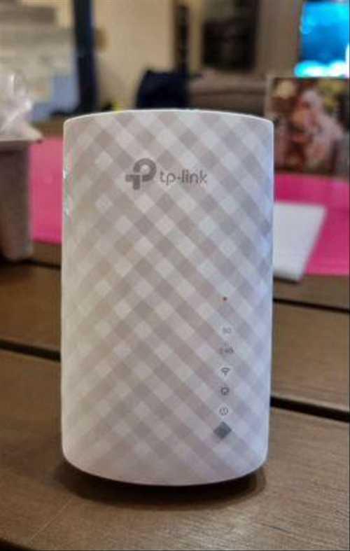 Усилитель Wi-Fi Tp-Link RE220