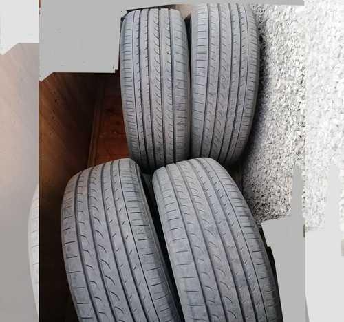 Yokohama BlueEarth RV02 235/50 R18 19R