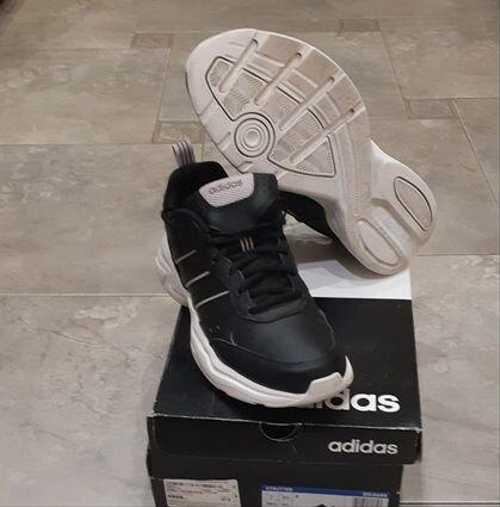 Кроссовки женские Adidas 37,5 размер