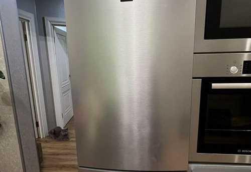 Холодильник Haier No Frost 2м
