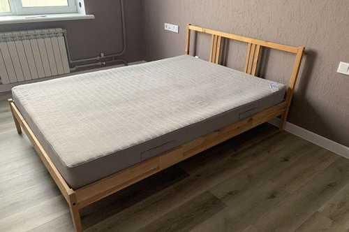 Кровать IKEA 140 200 с матрасом и днищем
