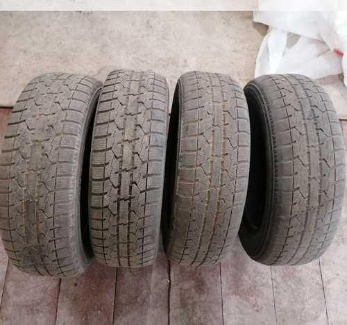 Toyo Observe Garit GIZ 185/65 R15 88Q