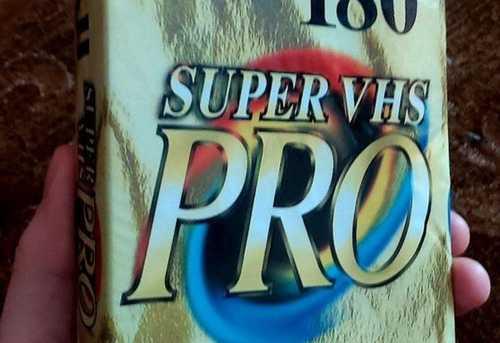 Чистая видеокассета S-VHS