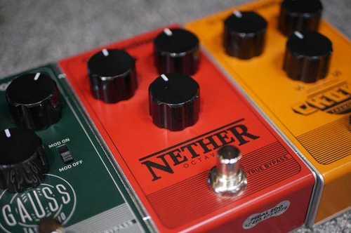 Tc electronic Nether octaver - Педаль октавер