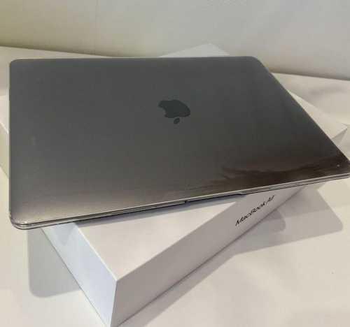 MacBook Air 13 (2020, M1), 1000 ГБ, Apple M1, RAM 8 ГБ