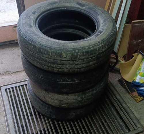 Bridgestone B250 205/70 R15 96