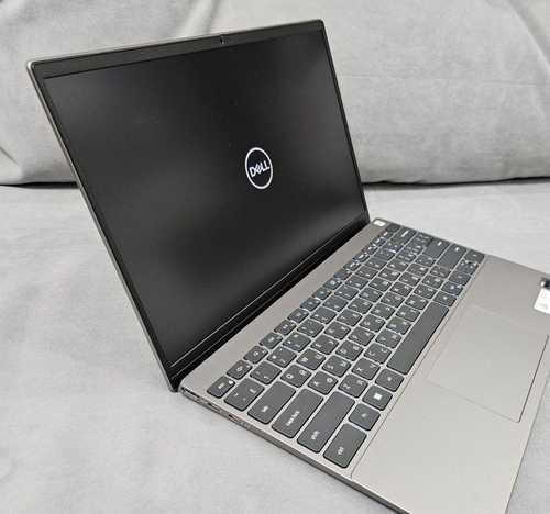 Ноутбук 13.3" Dell Vostro 5320, i7 1260P, 16/512