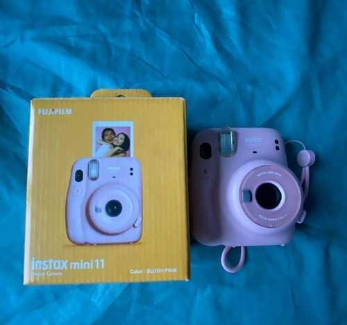 Пленочный фотоаппарат instax mini 11