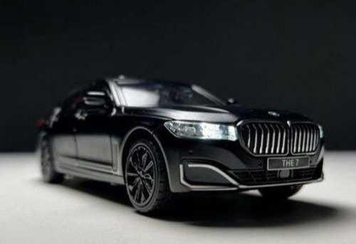 Машинка BMW 7 металлическая