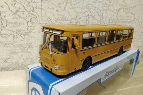 Лиаз 677М сова