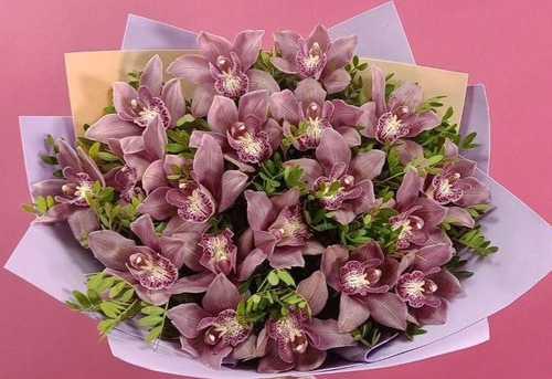 Букет из розовых орхидей 9 шт