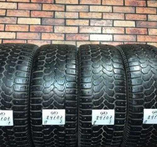 Yokohama Ice Guard Stud IG55 215/60 R16