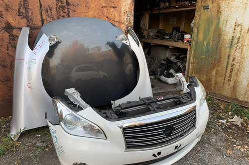 Infiniti m25 m37 m56 q70 морда в сборе бампер фара