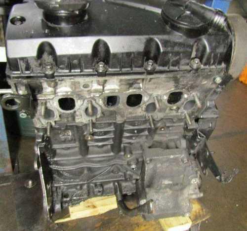 Двигатель Volkswagen Passat B5 AVF 2003