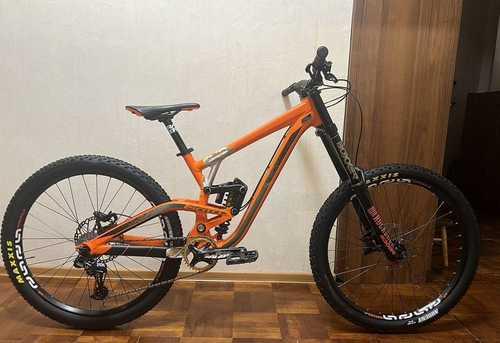 Велосипед для даунхила scott gambler dh 730