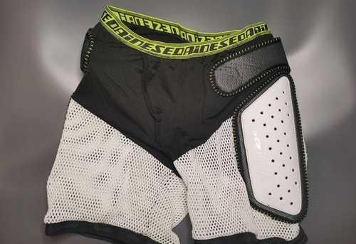 Защитные шорты dainese action short EVO