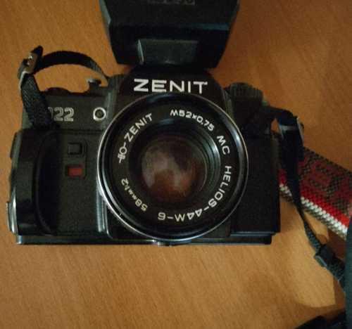 Пленочный фотоаппарат zenith