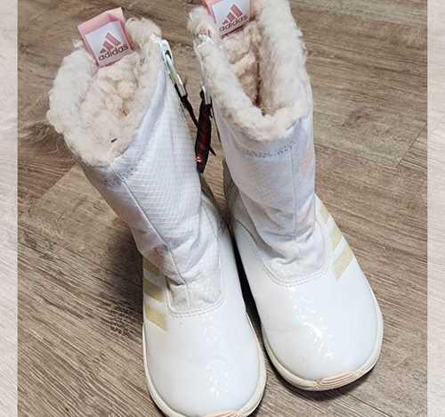 Сапоги зимние adidas на девочку