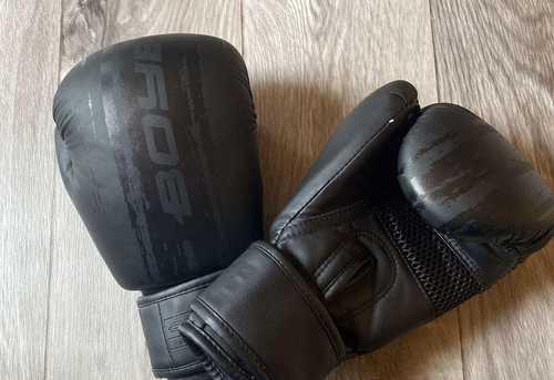 Боксерские перчатки boybo