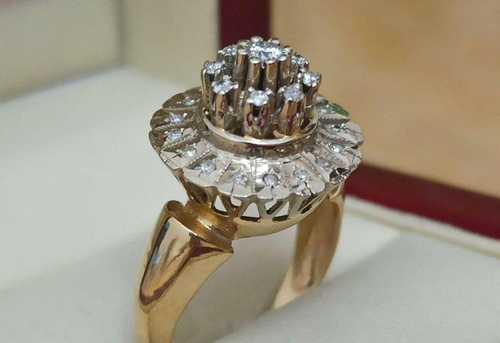Золотое высокое кольцо 585 СССР бриллианты