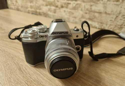Беззеркальная камера olympus OM-D E-M10 Mark III