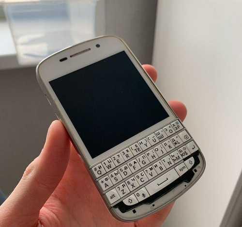 BlackBerry Q10, 2/16 ГБ