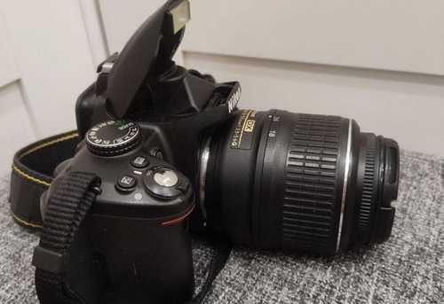 Зеркальный фотоаппарат Nikon D3000 Kit + объектив