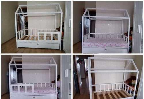 Детская кровать домик с матрасом +комод