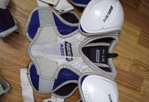 Нагрудник хоккейный bauer