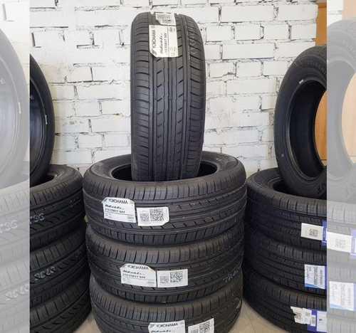 Yokohama BluEarth-ES ES32 215/55 R17 94V