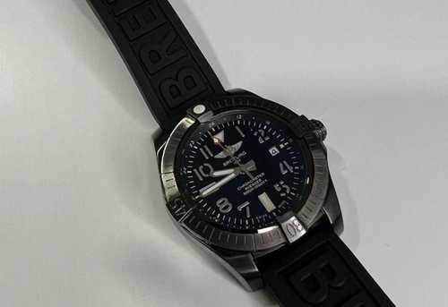 Часы Breitling Avenger 44 мм