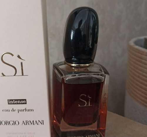 Парфюм Si intense Giorgio Armani